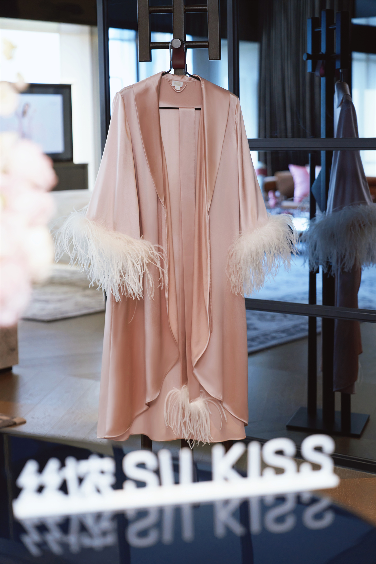 上海金普顿前滩酒店 X 丝侬SILKISS 「粉缎入梦」睡衣派对 – ExcellentSH